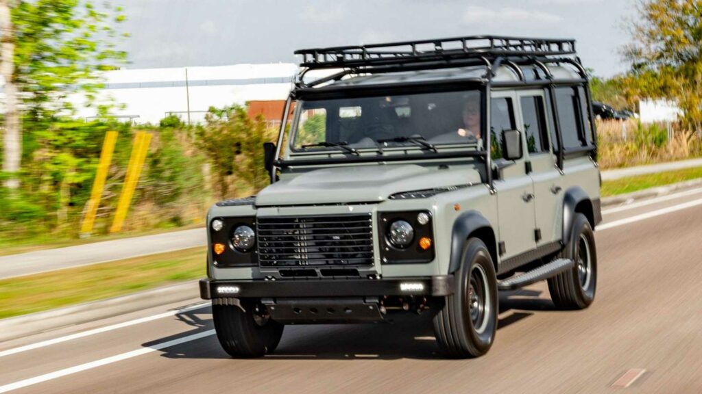 Land Rover Defender 110 mit Tesla-Power