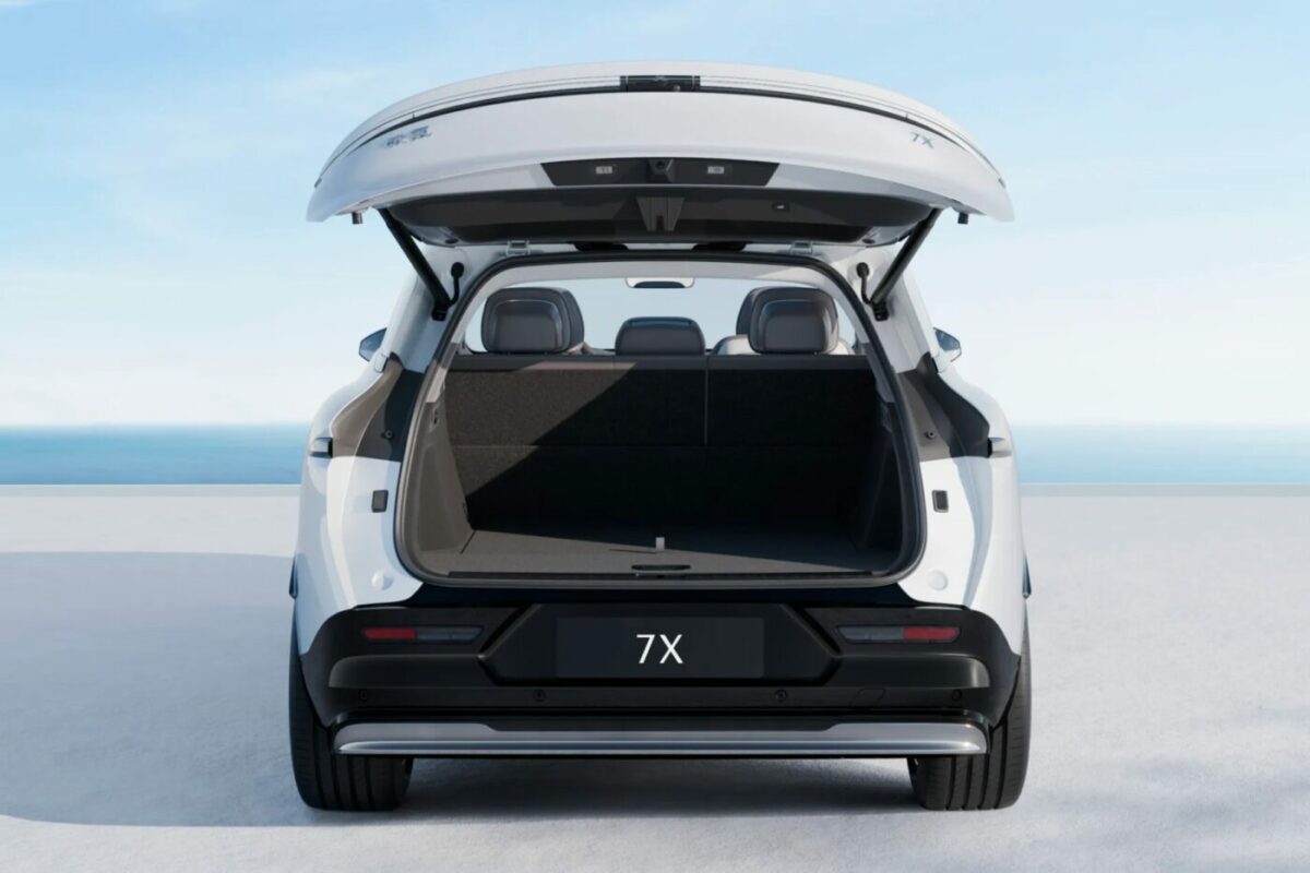 Zeekr 7X: Fünfsitzer mit viel Dampf und 800V-Bordnetz